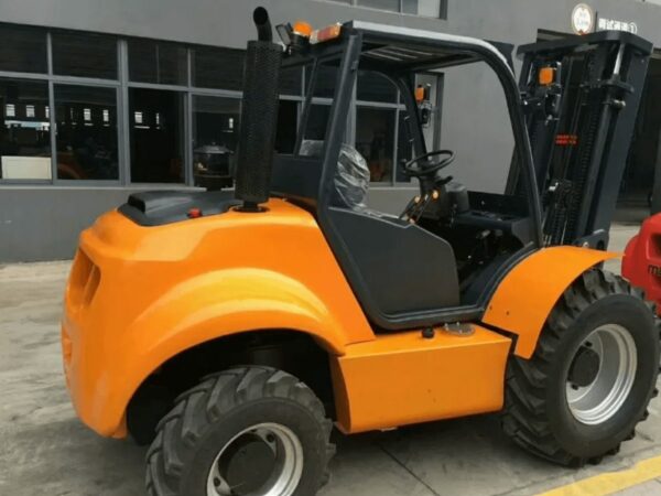 Compact Rough Terrain Forklift | Uforklift