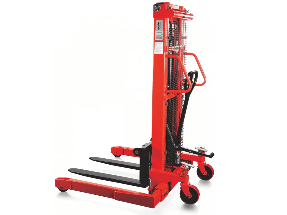 Manual Straddle Stacker | Uforklift