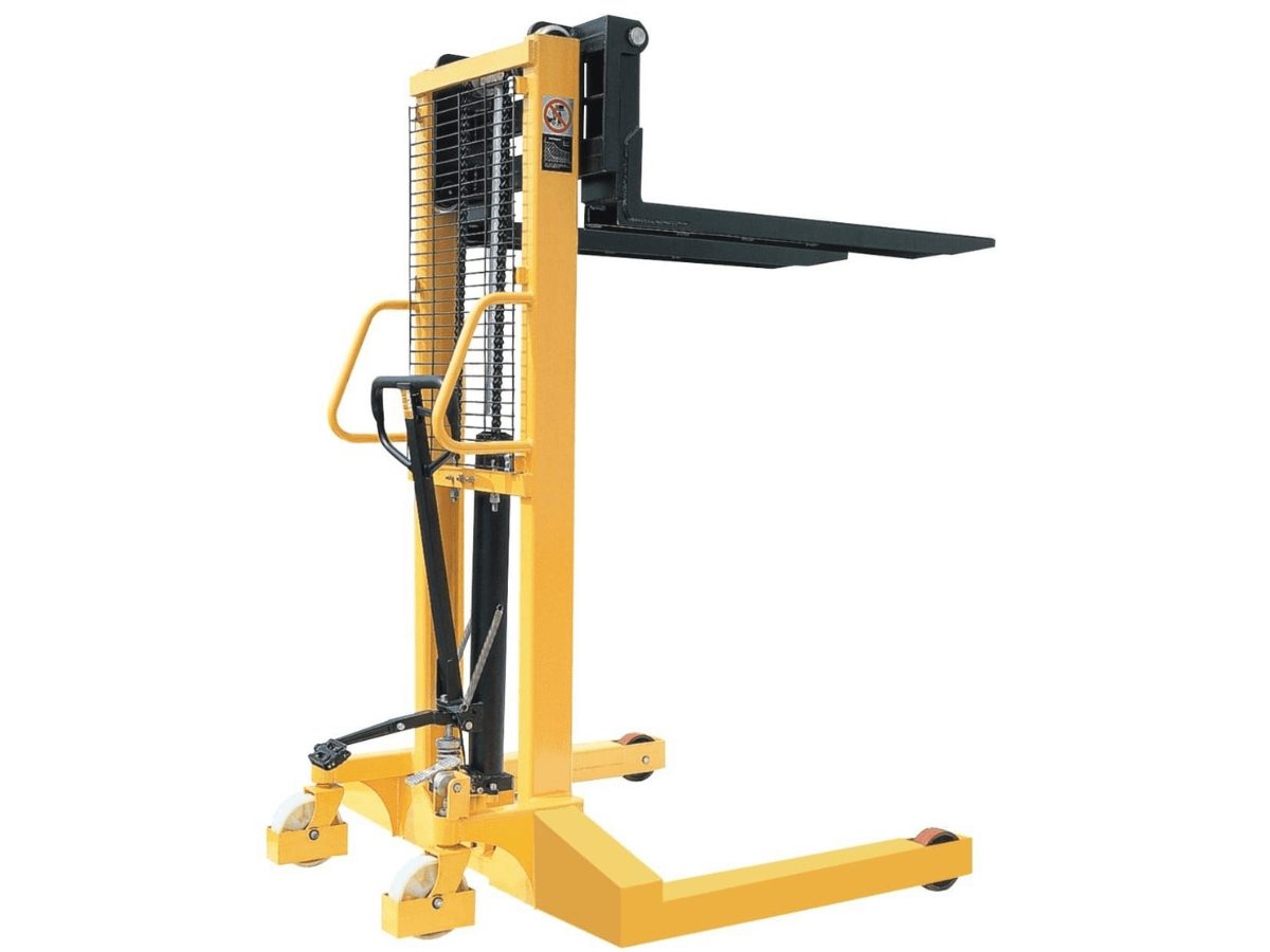 Manual Straddle Stacker | Uforklift