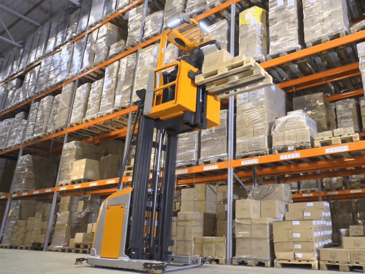 Order Picker With Cage | Uforklift