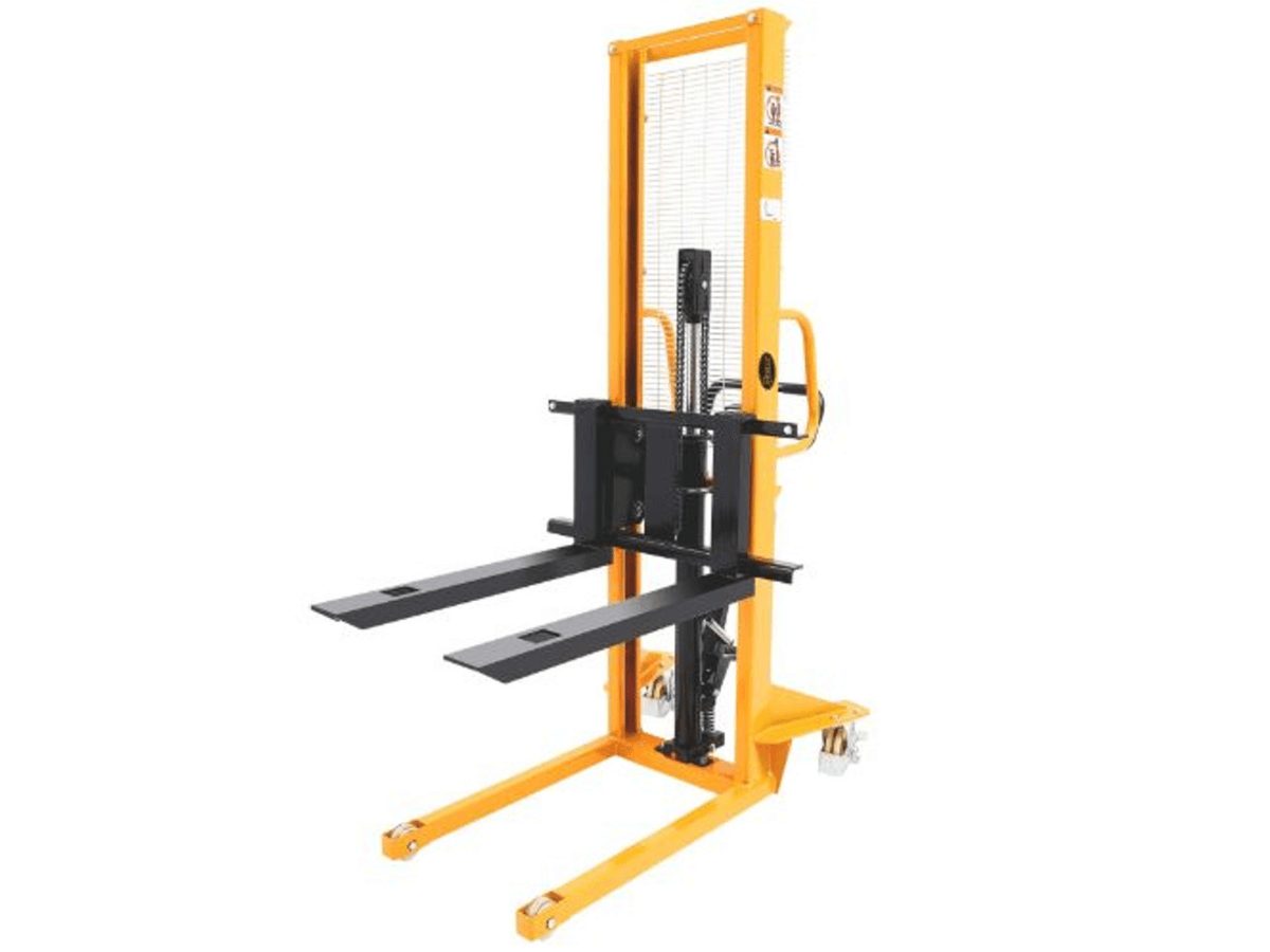 Straddle Stacker | Uforklift