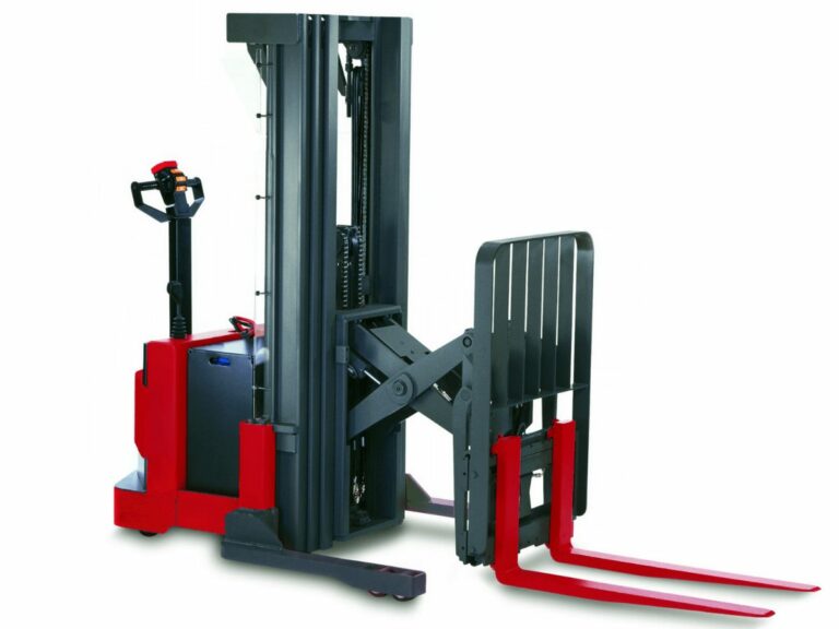 Walkie Reach Stacker | Uforklift